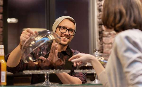 Basic Restaurant Customer Service Training Course - Safe Food ...